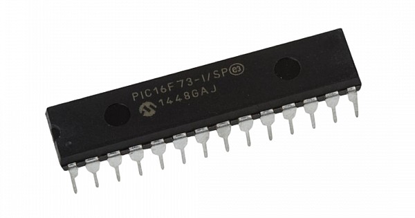 PIC16F73-I/SP 8-bit microcontroller chip MCU